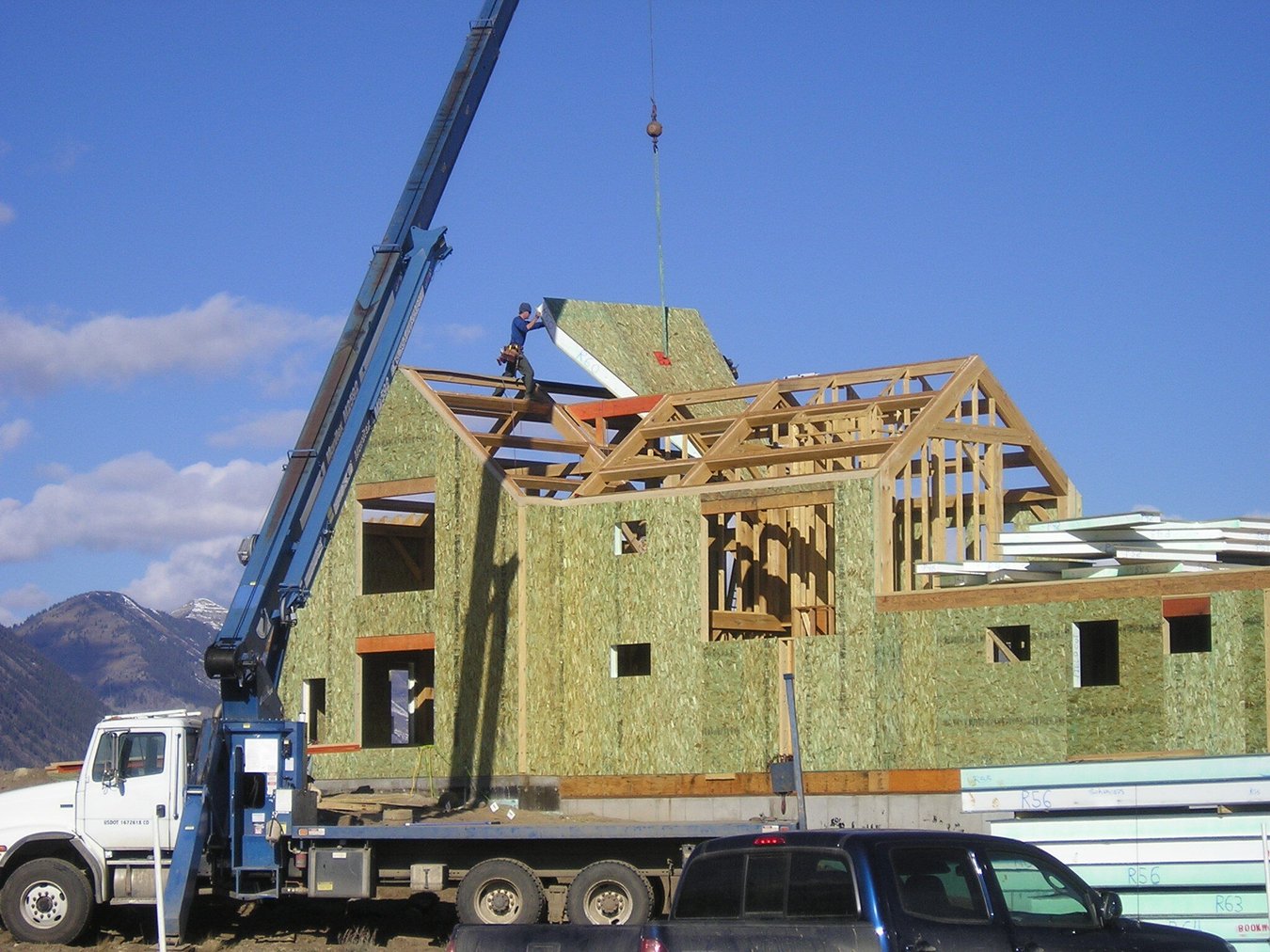 Premier SIPS Building Solutions - Faster. Stronger. Greener.